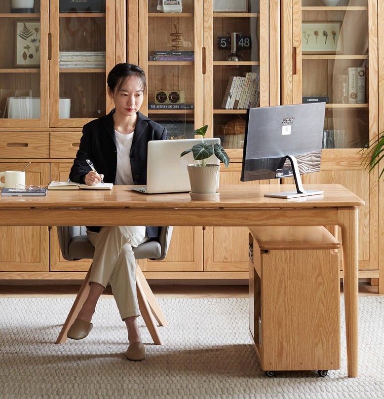 Oak solid wood Long office desk)