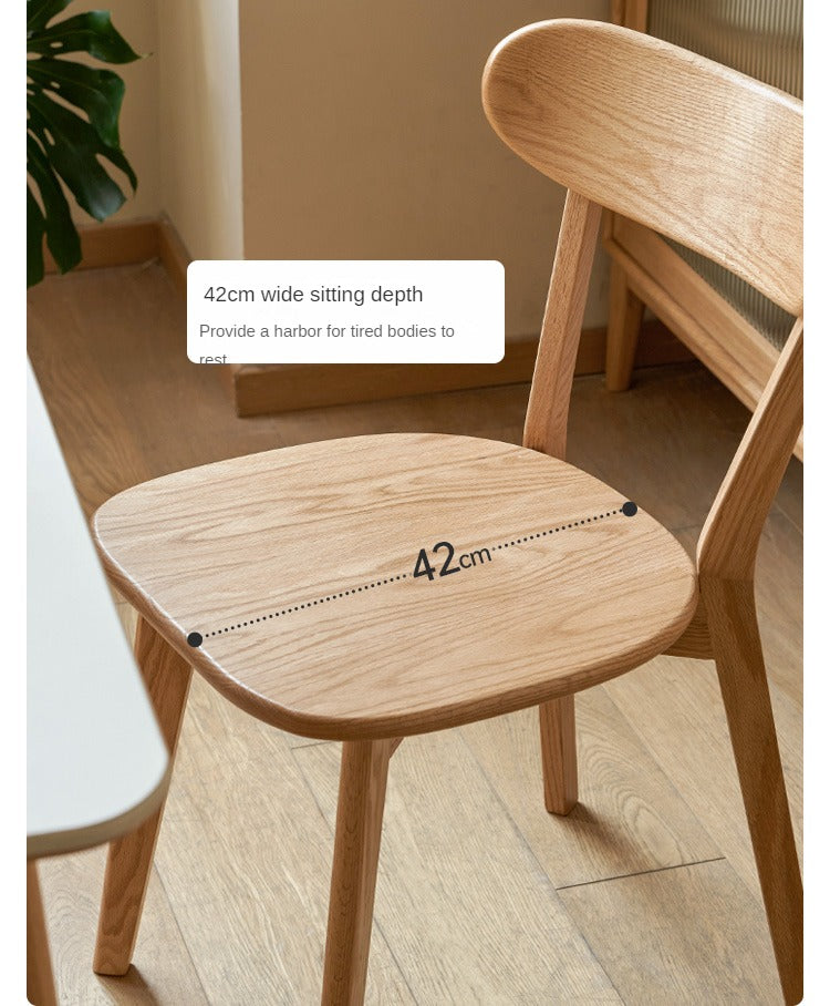 Oak solid wood curved backrest dining chair: