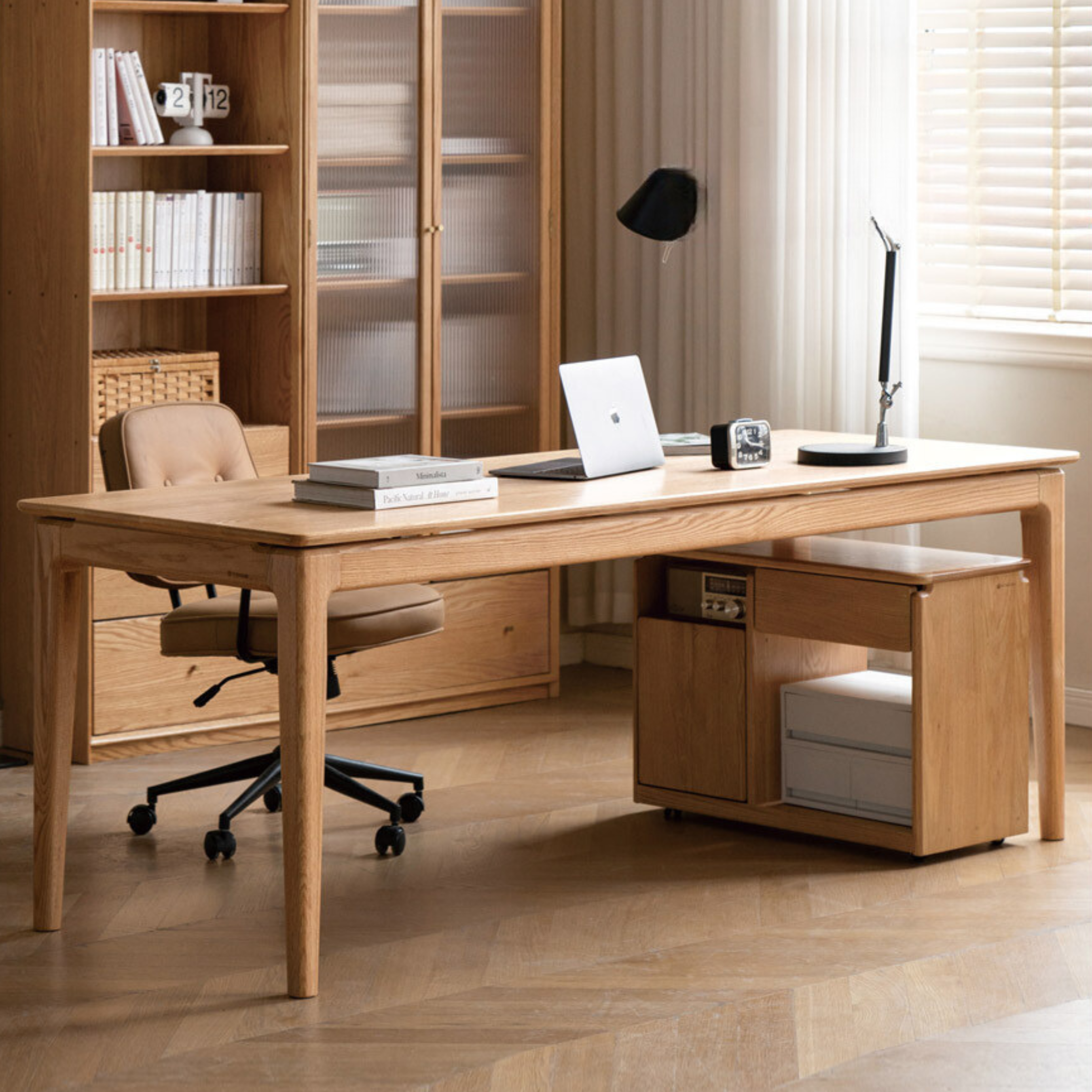 Oak solid wood Long office desk)