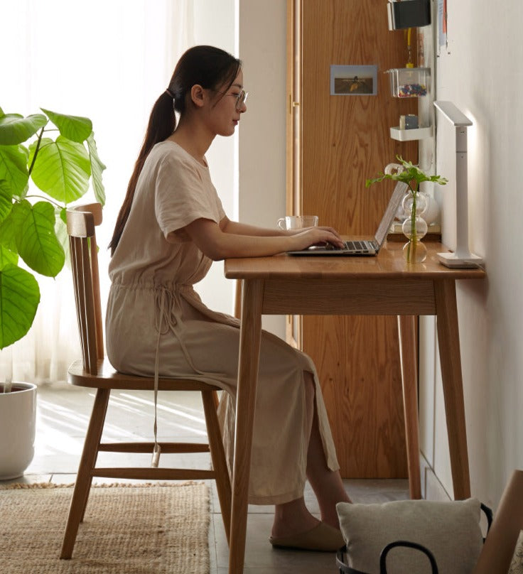 Oak solid wood Office desk spindle-shaped slanted legs:
